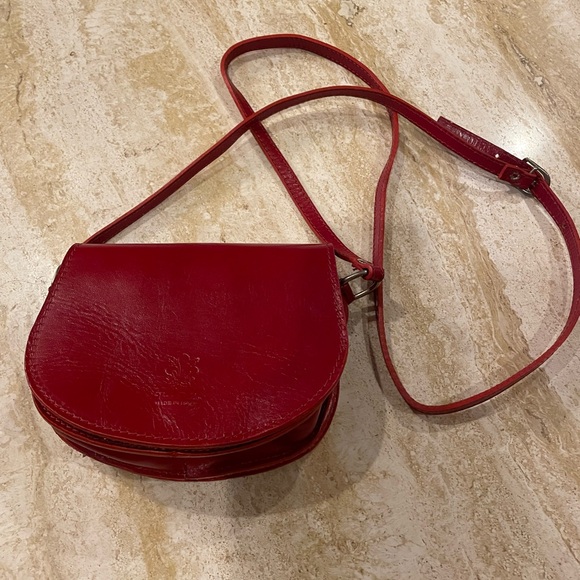 Vera Pelle | Bags | Vera Pelle Red Italian Leather Crossbody Purse Bag ...
